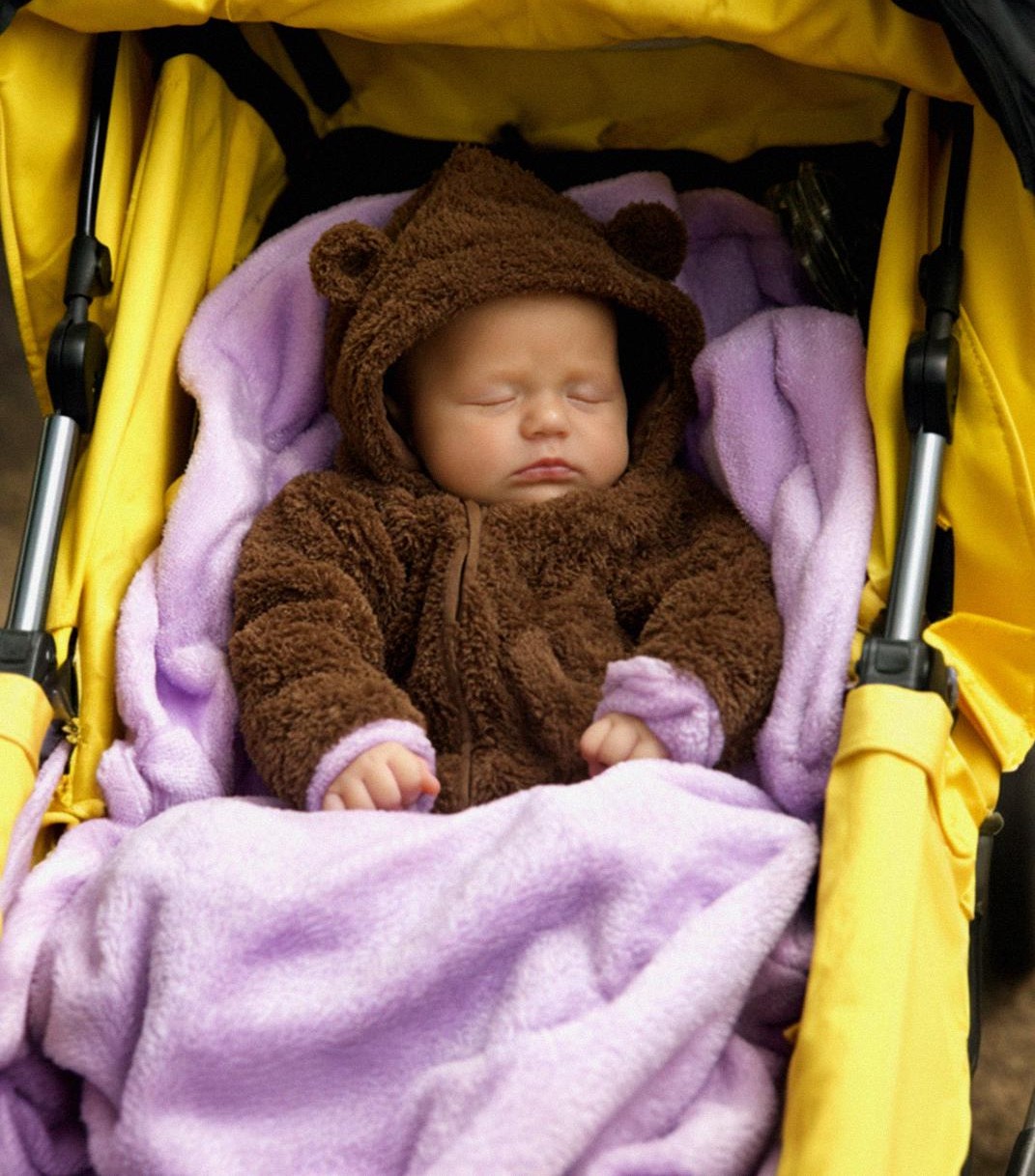 I Bought an Old Stroller for My Daughter at a Flea Market—When I ...